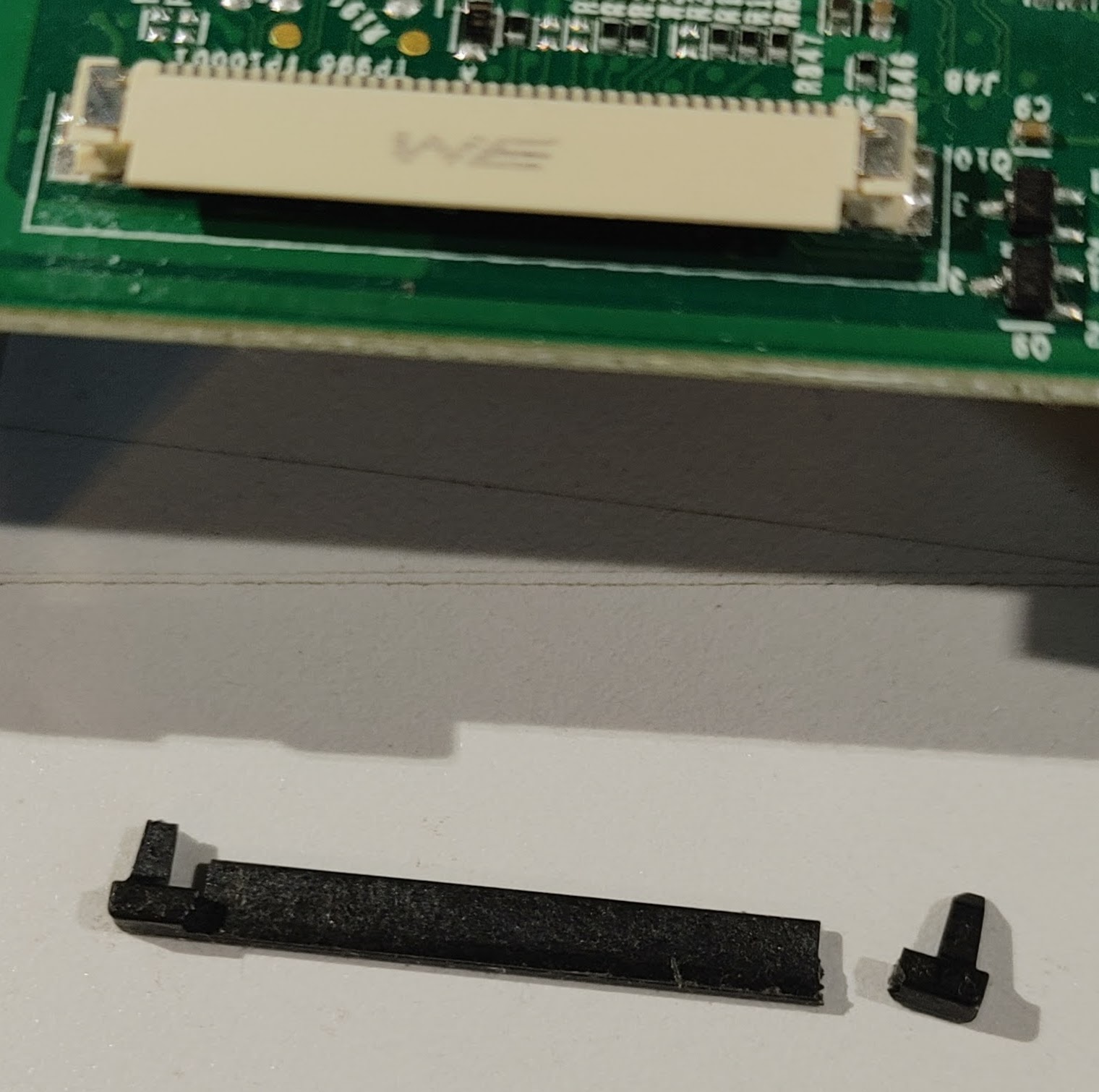 Solved: Re: Connecting a RK055HDMIPI4M TFT display to a i.MXRT1170-EVK - NXP Community