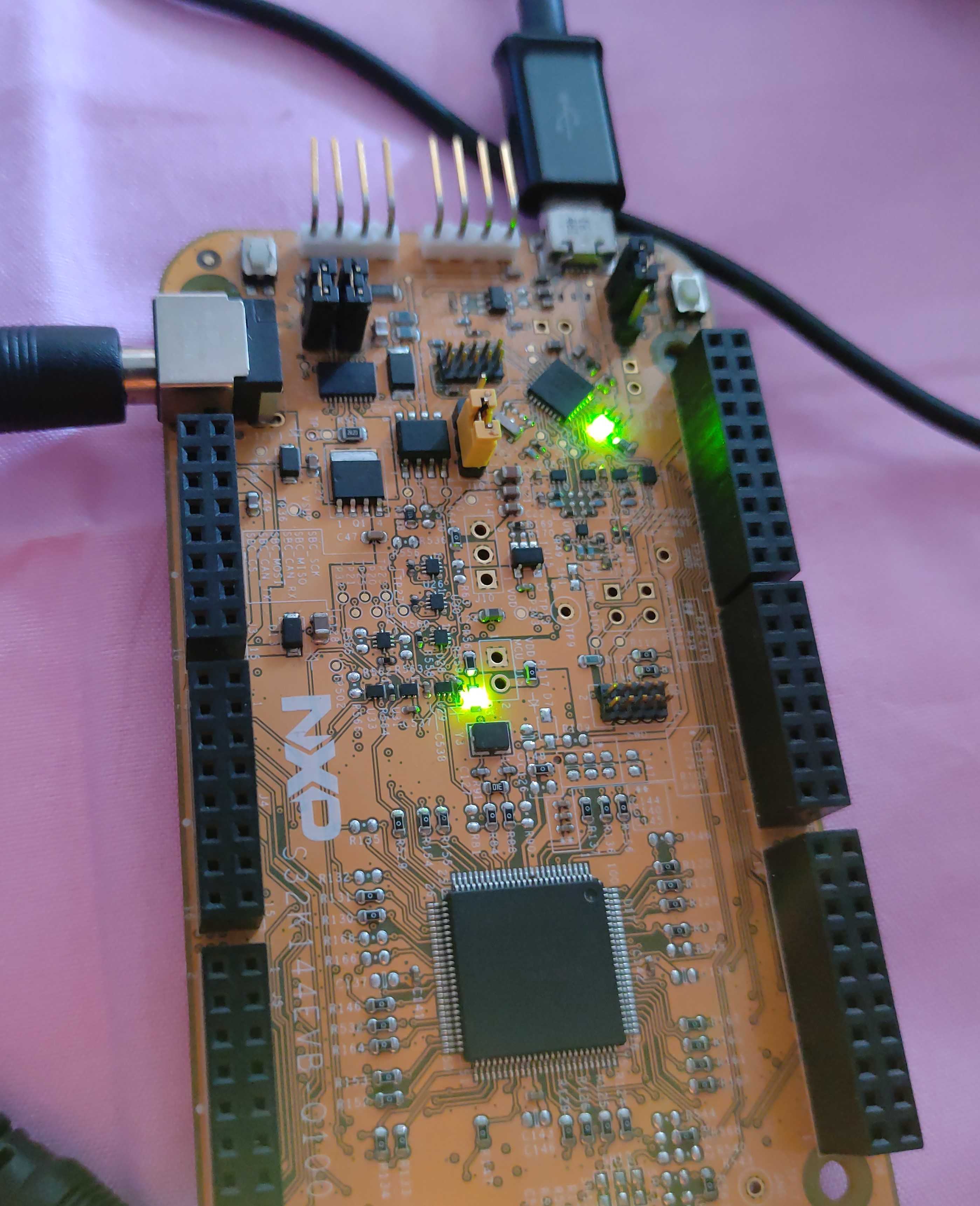 Solved: s32k144 can demo - NXP Community