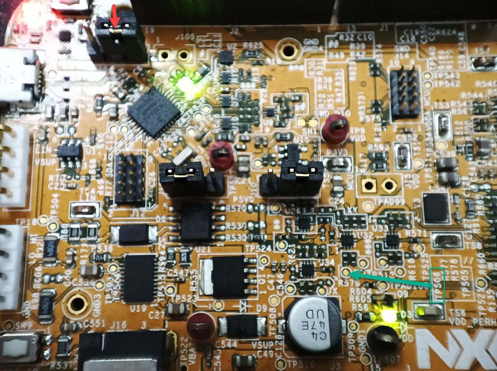 S32K142 EVB always in reset mode - NXP Community